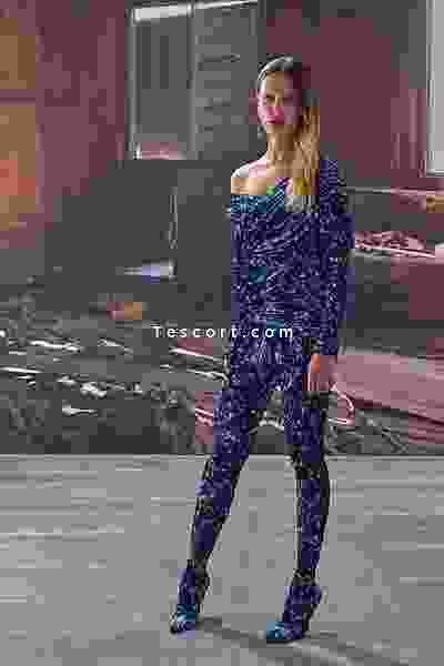 Trans Escorts Mona In Paris Tescort